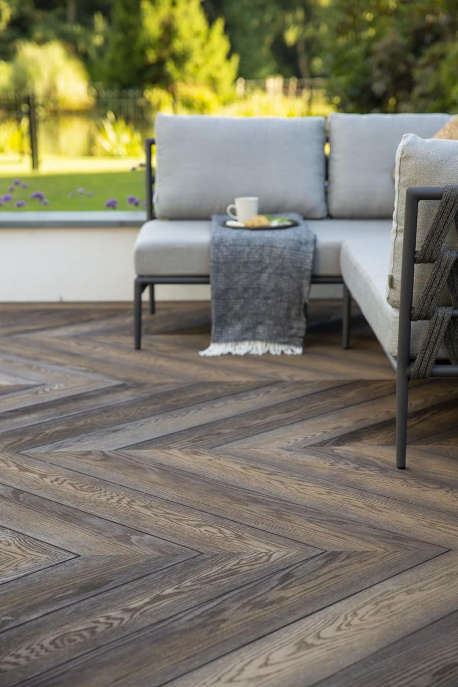 6 Beautiful Patio Flooring Ideas