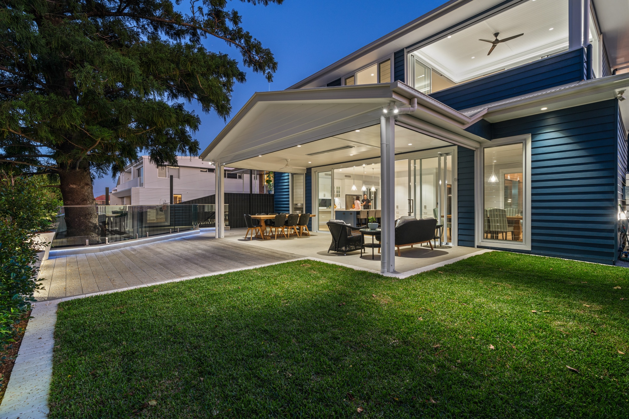 How Millboard Decking Helped Achieve A Seamless Flow, Inside To Out At ...